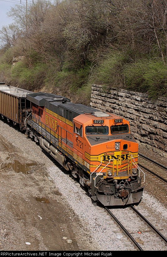 BNSF 5721